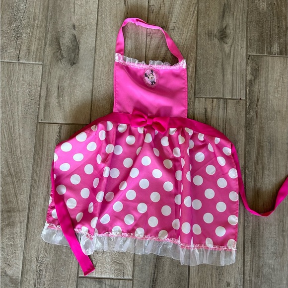 Disney | Accessories | Minnie Mouse Apron | Poshmark